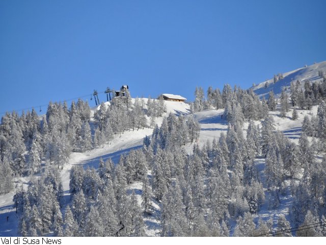 Sabato 13 aprono le piste da sci di Sestriere Sabato 13 aprono le piste da sci di Sestriere